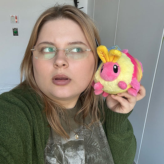Snacker Rosy Maple Moth – Squishable